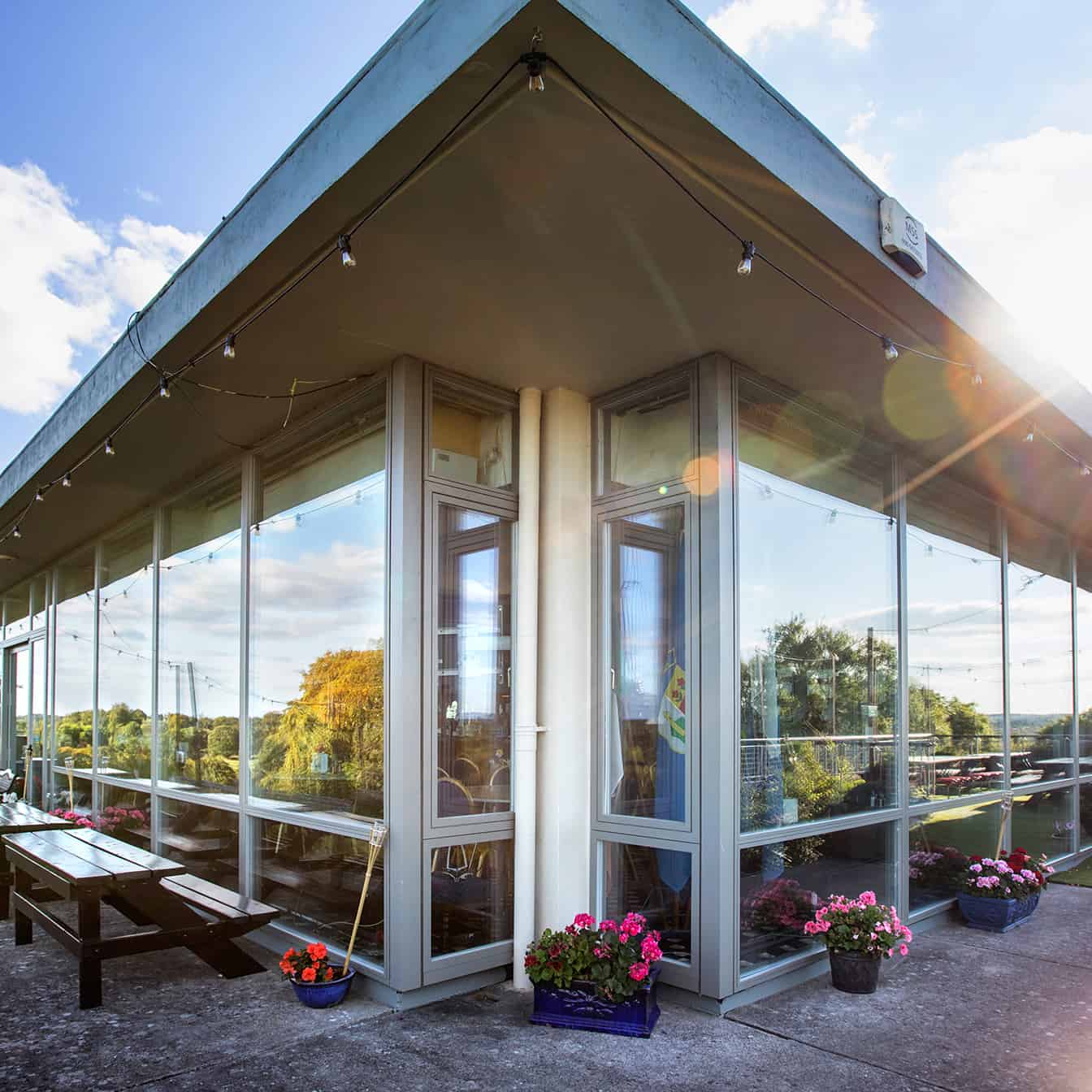 Corner Windows for Houses and Office Buildings - Rationel